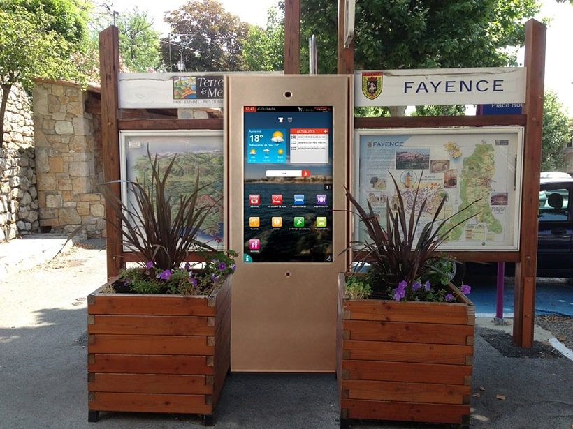 Outdoor Digital Kiosk - 8 Things To Know Before Installing Outdoor Kiosk