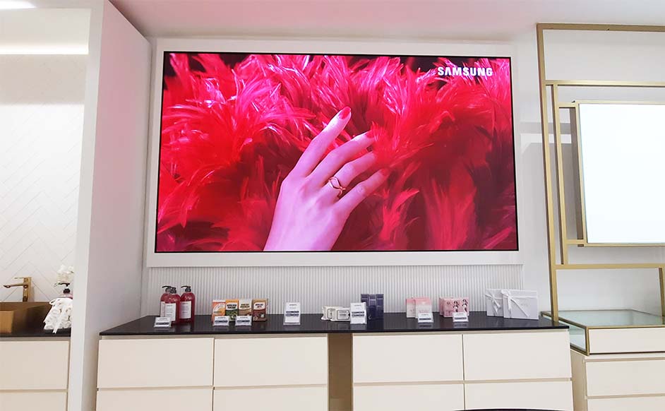 Avenys Aeon Alpha Angle | P1.86 Fine Pitch Indoor LED Screen